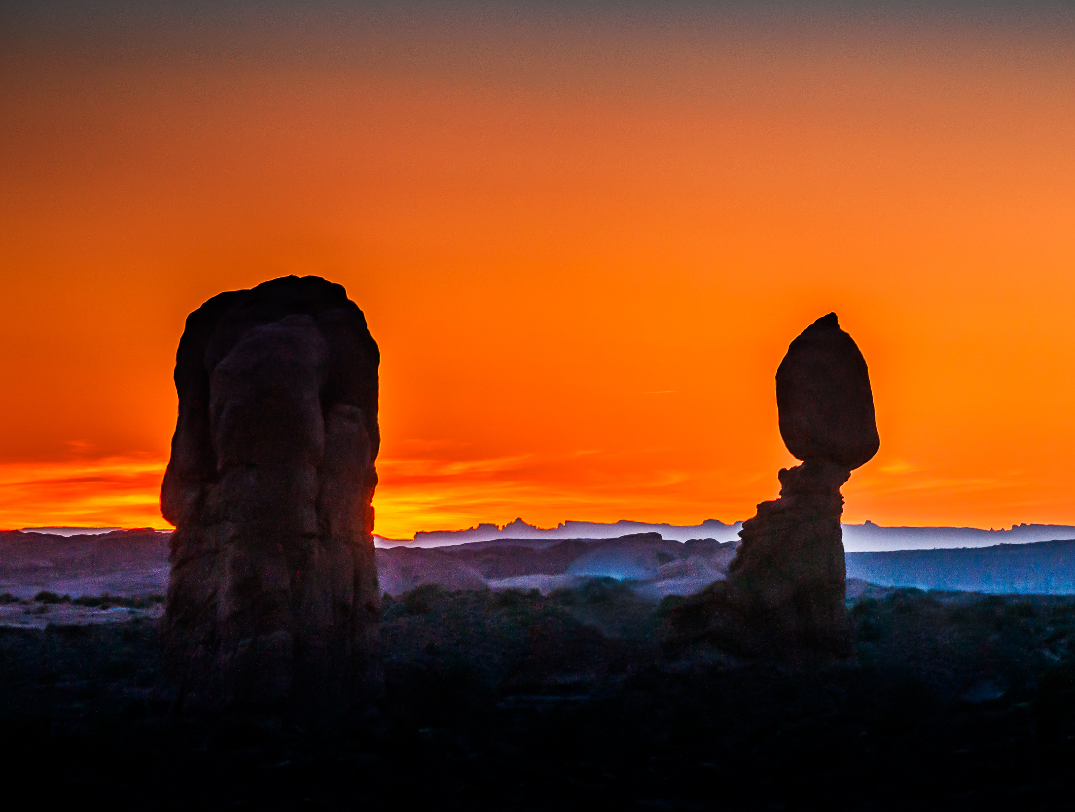 Balanced Rock Sunset – Arches National Park
